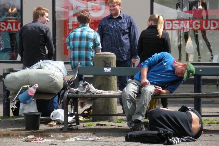 10 Causes Of Homelessness In America - End Poverty Now