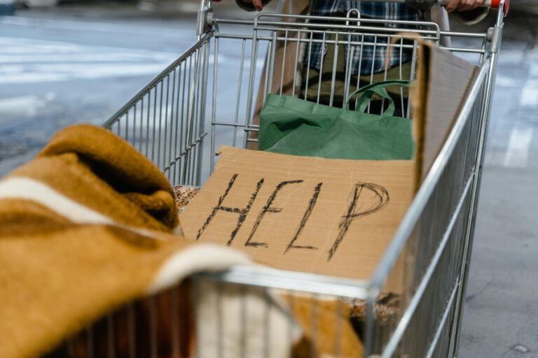 100 Different Ways To Help The Poor - End Poverty Now
